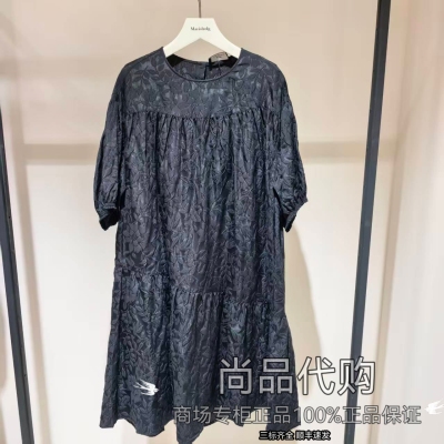 【商场专柜】AUM噢姆夏立体提花肌理感泡泡袖黑色连衣裙M1FZ11526