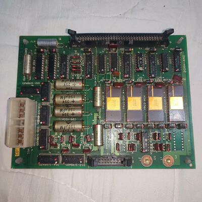 的一块电路板含ad574四颗 ad570两颗 共6颗ad