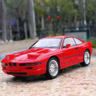 1/24宝马8系850CSI合金车模玩具