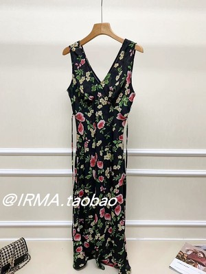 气质修身印花开叉V领吊带连衣裙