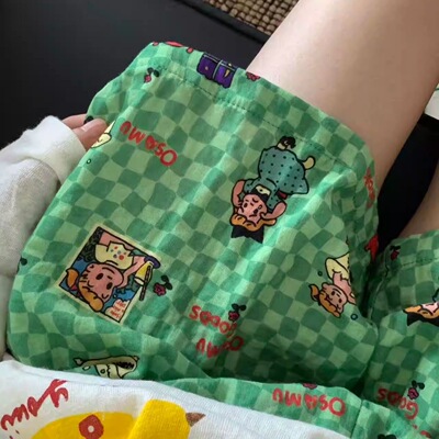 夏季薄款可爱绿格子短裤女