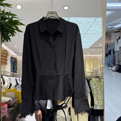 欧洲站2026春季新款翻领蕾丝花边袖口收腰减龄气质款衬衫女AJM323