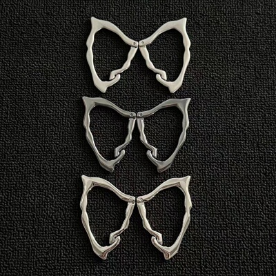 DomyLand三角骨扣金属设计感