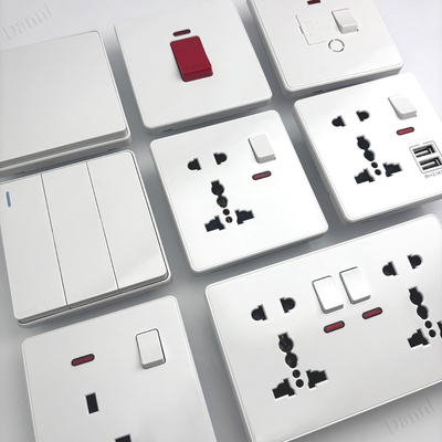 港澳版联英式13A插座带Typec+USB