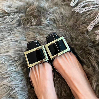 2026春季新款小方头漆皮方扣中空浅口rv气质仙女单鞋一脚蹬平底鞋