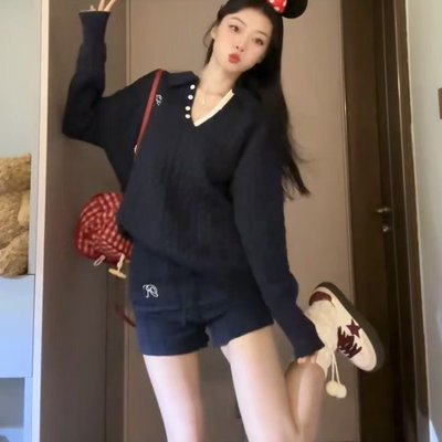 休闲套装女藏青色翻领麻花针织毛衣秋冬松紧腰包臀短裤辣妹两件套