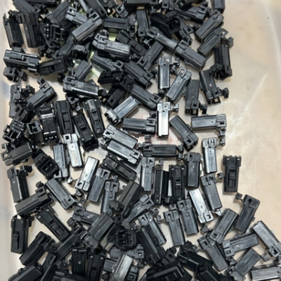 2371245-2 TE/泰科汽车连接器配件胶壳外壳接插件