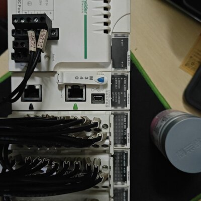 议价施耐德M340 PLC一套，CPS2010电源+P34202维修