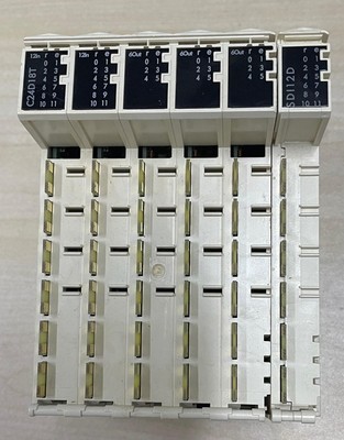 施耐德PLC TM5C24D18T TM5SDO12T*2