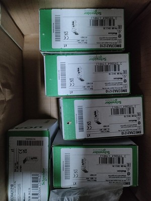 施耐德BMECRA31210全新正品质保一年，现货，需要的联