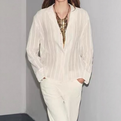 清冷风翻领棉纺条纹衬衫