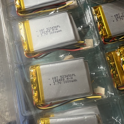 3.7V聚合物锂电池1000mah软包带三条线带保护板电芯523450机器人