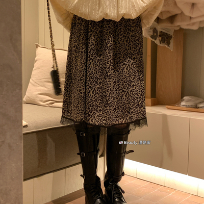 NONO/Beauty-叠穿时髦精～蕾丝拼接设计屁帘两穿半身裙88065#