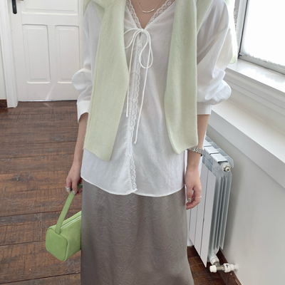 TE-温柔仙女26早春宝藏款V领系带天丝苎麻防晒花边小衫T4709