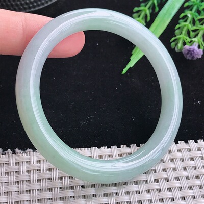 实拍A货翡翠52.5/8.3/8.5老坑冰润晴底圆条手镯平安镯翡翠玉镯