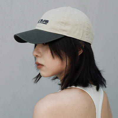 Aveineil 没门儿运动帽 新款 拼色绣花可调节粉色棒球帽