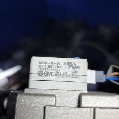 议价气动压力开关ISE35-N-25-M 功能完好