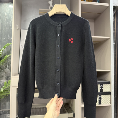 羊绒羊毛圆领长袖针织开衫毛衣