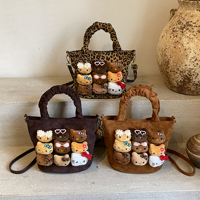 2025新款豹纹水桶包小女孩