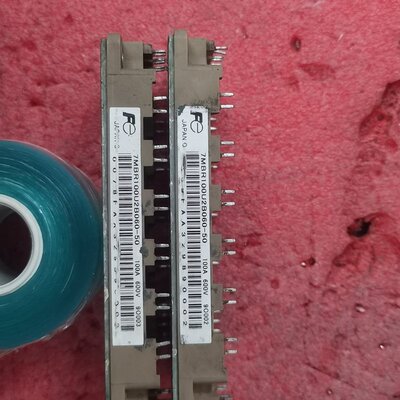 出2个7MBR100U2B060-50--议价商品