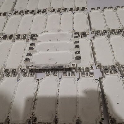 英飞凌FS450R12KE4现货功率模块，可替代FS450R--议价商品