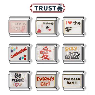 时尚个性英文字母手链女现速发货