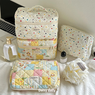 高颜值彩色圆点化妆包收纳洗漱包