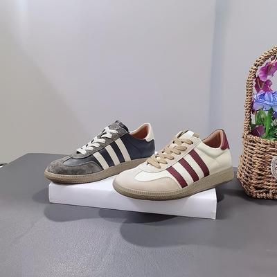 真皮内增高系带休闲板鞋学生软底