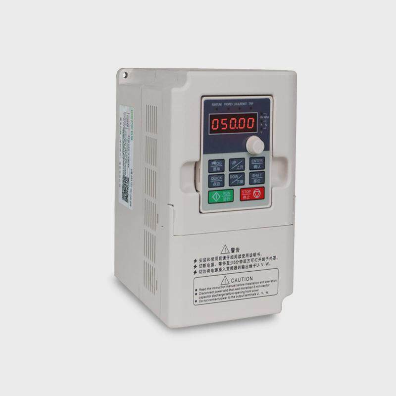 热销变频器通用三相380v水泵变频器4kw风机变频器单相220转三相38