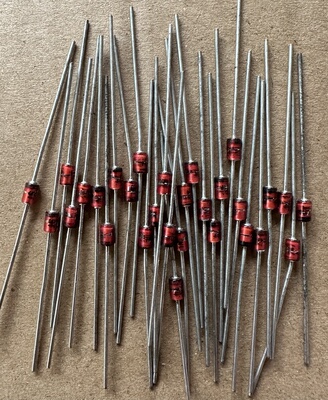 全新 1N4747 IN4747A 20V  1W稳压二极管 （拍一发10个）