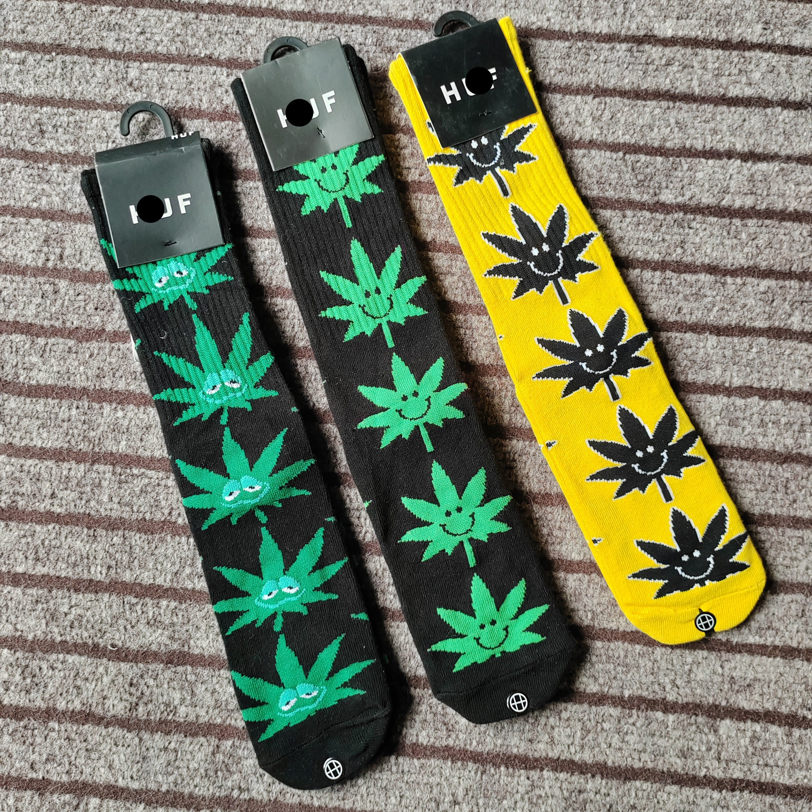 四季个性潮袜潮牌印花中筒袜男女同款高腰运动袜跑步纯棉透气男袜