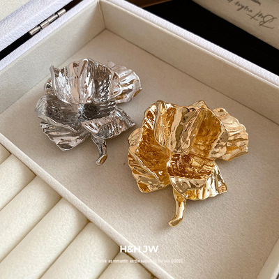 新款欧美褶皱花朵时尚胸针复古时尚精致气质别针轻奢高级感胸饰女