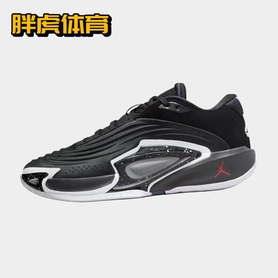 耐克男子实战低帮东契奇3篮球鞋