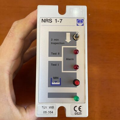议价STRA液位控制器NRS1-7bNRS1-7BNRS1-7BNRS17bnrs1-7bNRS1-7