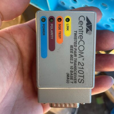 议价CentreCOM 210TS RJ45转AUI转换器可维修
