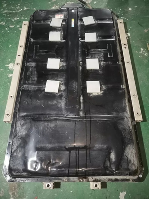 东风风行雷霆 欣旺达磷酸铁锂57.8度电 342V 169Ah,电池管理系统B