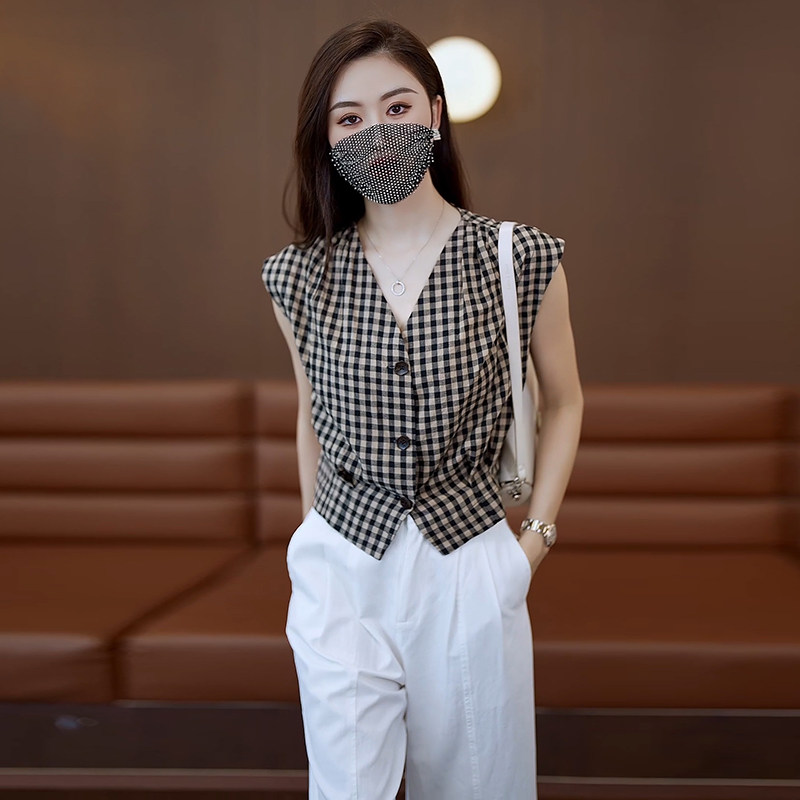 啄木鸟复古格纹V领无袖衬衫女夏季新款设计感显瘦掐腰气质上衣