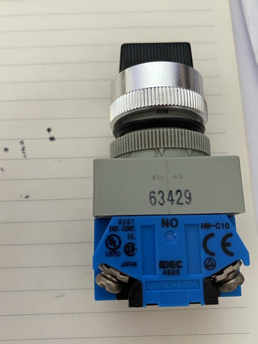 日本idec和泉旋钮开关ASW0201/ASW210 22mm开孔1NO 2档自锁 izumi_虎窝淘