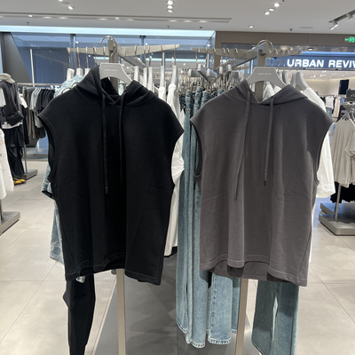 UR国内代购2026夏季男休闲百搭简约运动风连帽抽绳背心UUY460035