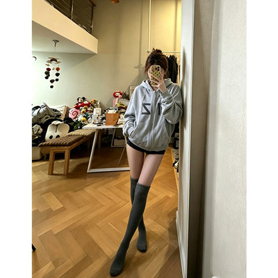 字母连帽卫衣女秋冬宽松