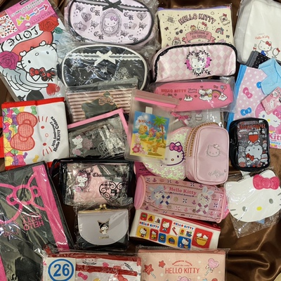 hello kitty 相机包 刺绣水钻 零钱包 恰咪俏咪笔袋化妆包 收纳包