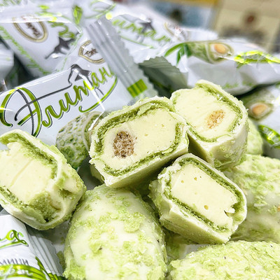 俄罗斯进口绿茶味马卡龙威化饼干