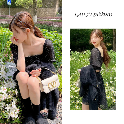 复古方领一字肩泡泡袖波点连衣裙