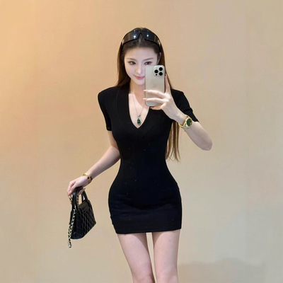纯欲伪娘连衣裙辣妹女装大佬短裙男娘小黑裙紧身收腰cd变装包臀裙