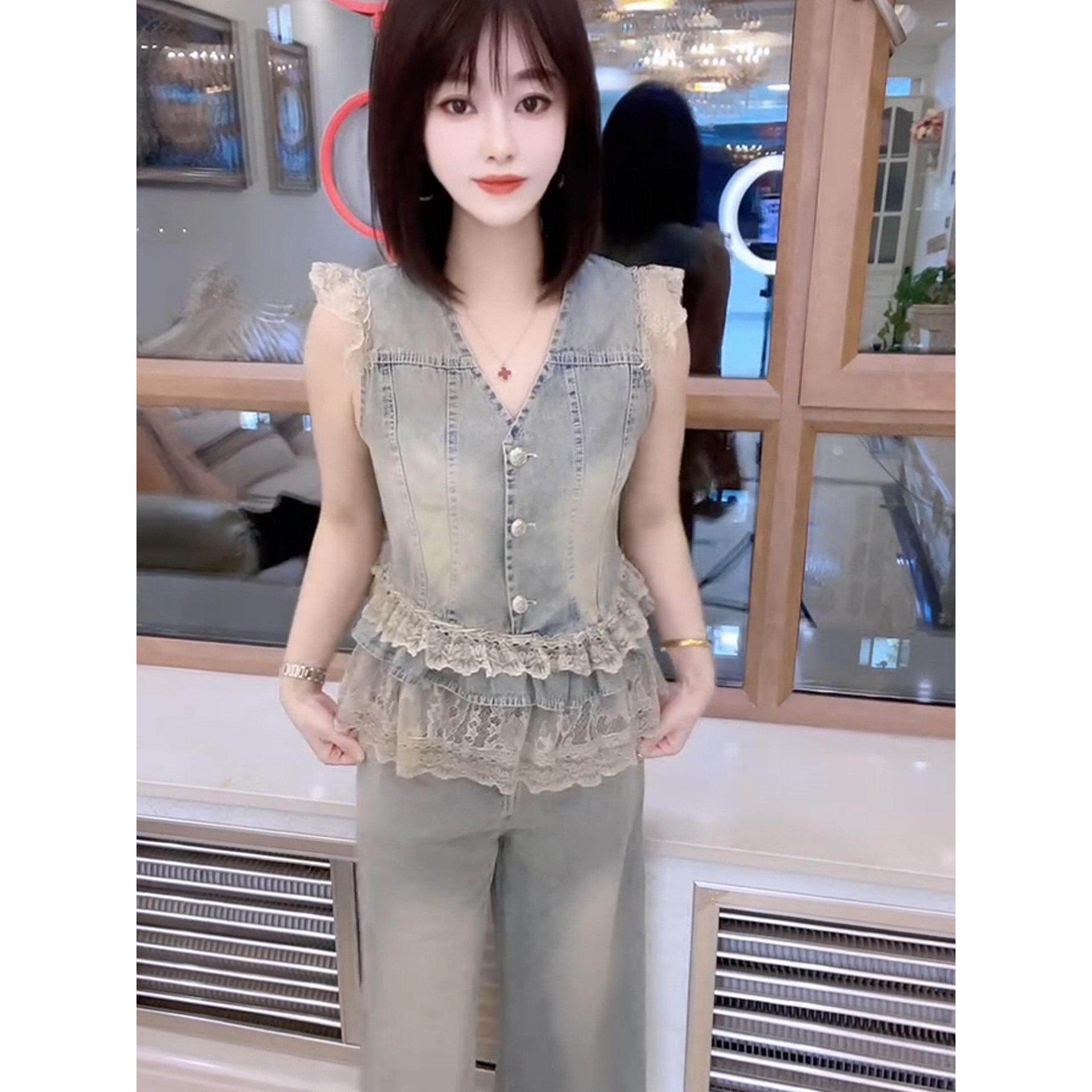 老钱风蕾丝拼接牛仔马甲阔腿裤套装女夏季时尚减龄两件套