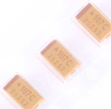 贴片钽电容 6032C 16V 100UF ±10% TAJC107K016RNJ 丝印107C