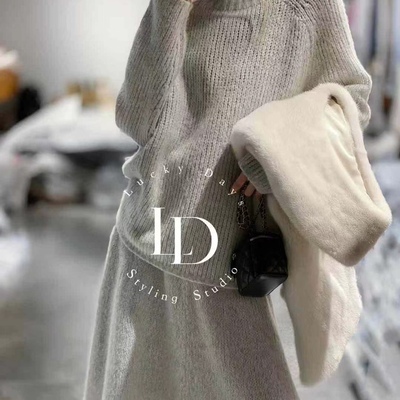 CJZP正版新款 慵懒北欧极简主义 纯色高领气质显瘦羊绒针织衫 女