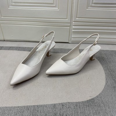 真皮细跟包头仙女风百搭尖头