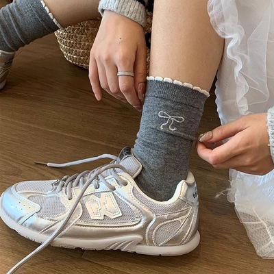 袜子秋冬款芭蕾风袜子女ins潮百搭中筒花边百搭蝴蝶结日系长筒袜