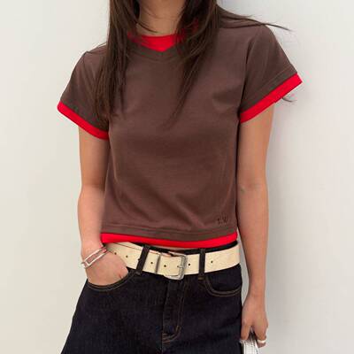 WAITMORE 2026春季减龄撞色拼接短袖T恤女小版圆领显瘦上衣5068